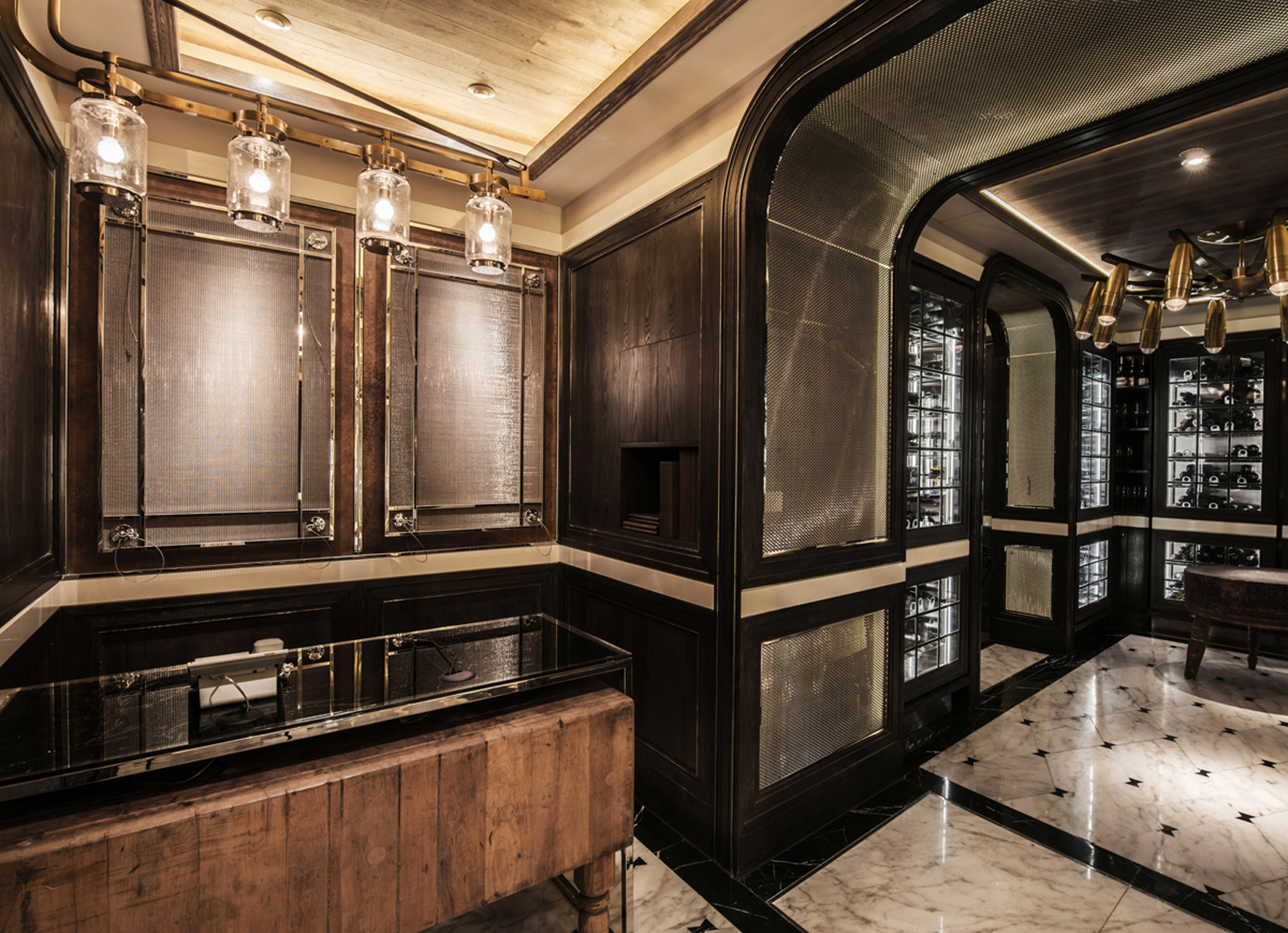 Banker Wire Mesh Satisfies Diverse Design at Carnevino...