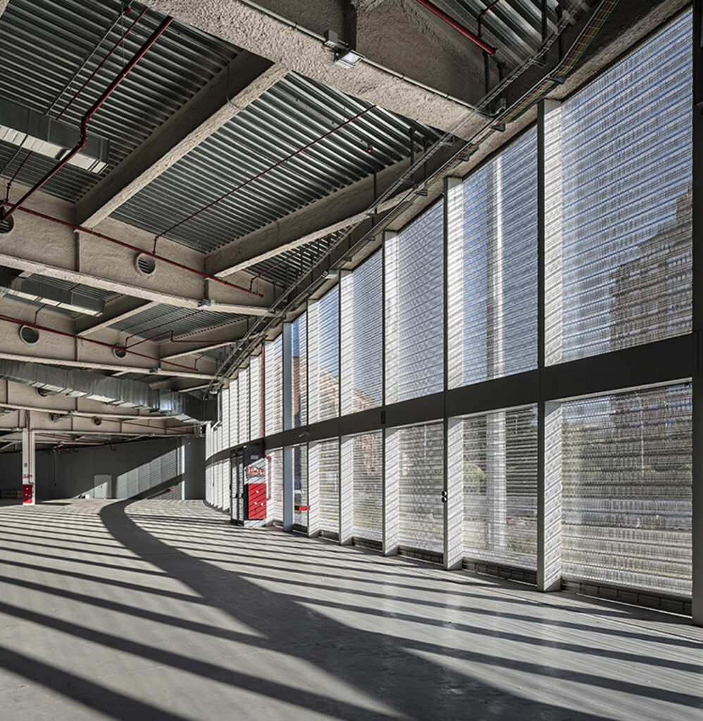 Design Trends 2025: Wire Mesh for Facades Banker Wire